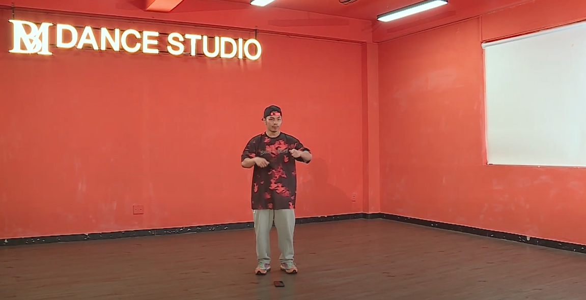 Học Nhảy cùng MC Buck và Mến